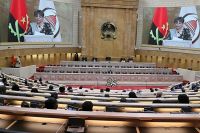 Parlamento angolano vai convocar sessão extraordinária para votar novo ...